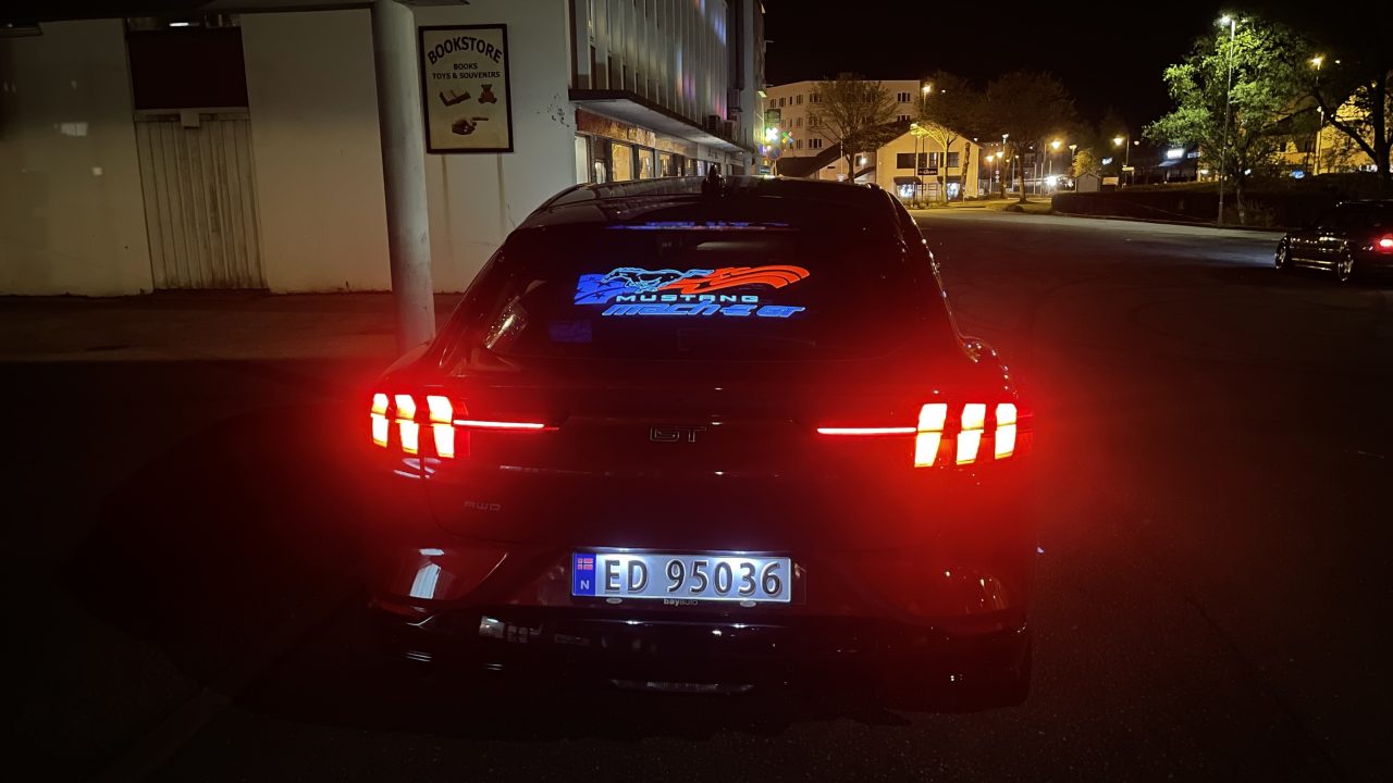 Vehicles | NeoSign.com